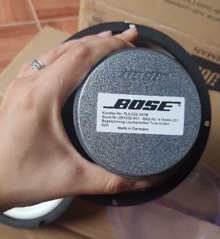 Loa Bose ôtô có ưu điểm gì? Tại sao nên mua loa Bose cho xe ôtô?